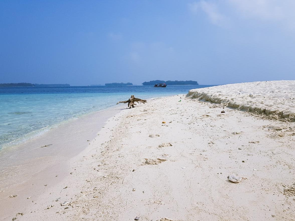 Banda Islands, Historical Islands with Pristine View in Indonesia ...